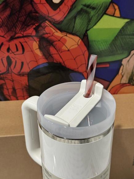 Stanley | Kitchen | Limited Edition Stanley Mistletoe Twist Quencher H2 ...